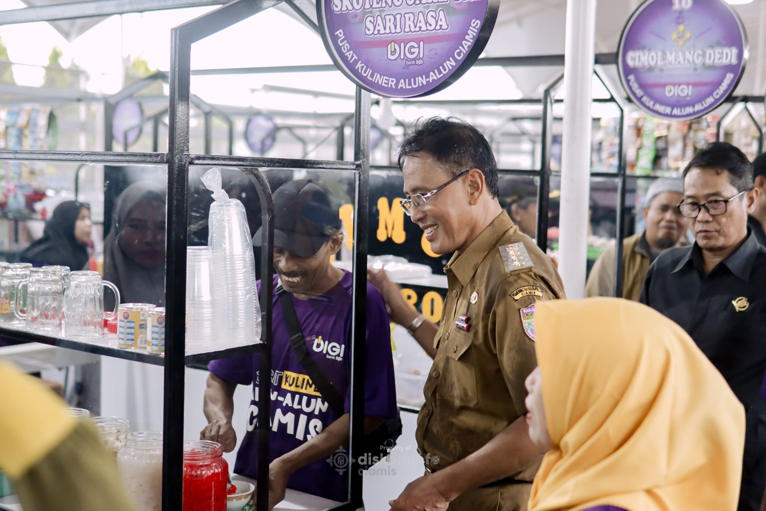 Food Court Alun-Alun Ciamis, Tempat Nongkrong Paling Hit di Priangan ...